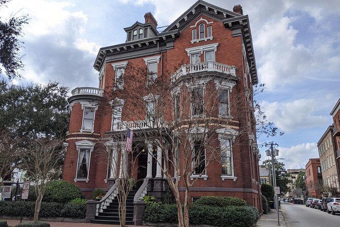 Walking Savannah's Hidden History Tour - Authentic Experiences and Unique Insights