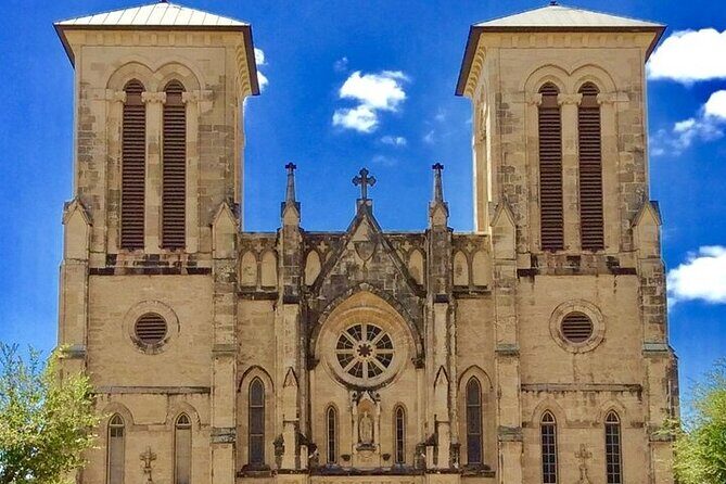Walking Tour Along the San Antonio Riverwalk And Around Downtown - FAQ