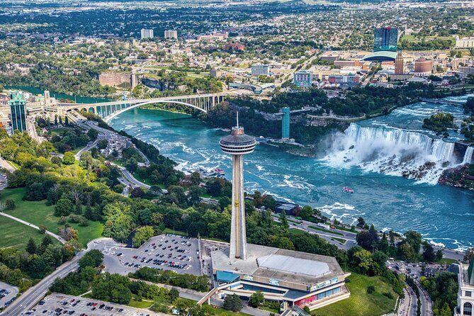 Walking Tour + Boat Ride + Skylon Tower Observation Deck (Canada) - What’s Included in the Tour?