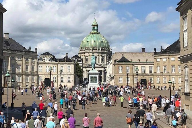 walking tour - Copenhagen and Christiansborg 3 hours - The Sum Up