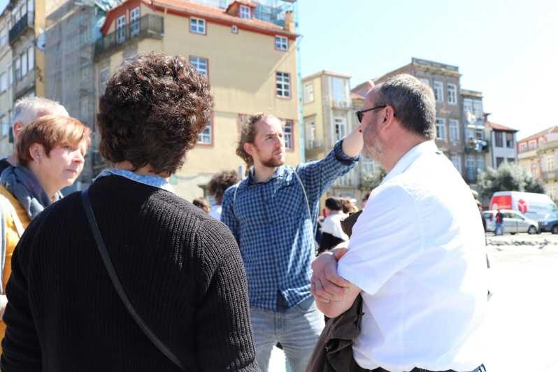 Walking tour discover Porto's center in German (max. 12 pax) - What the Tour Means for You