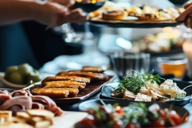 Walking tour Food Experience in Banff - An In-Depth Look at the Banff Food Walk Tour