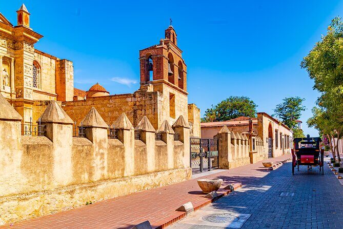 Walking Tour from Santo Domingo City - Key Points