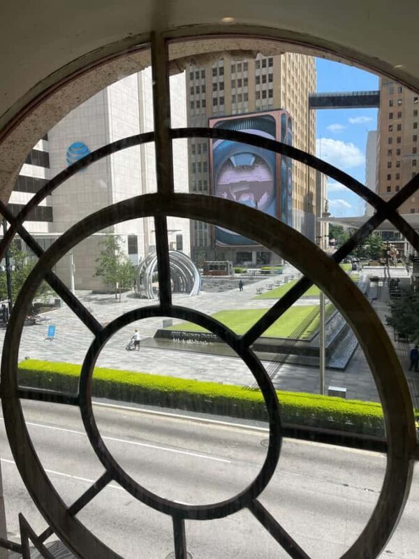 Walking tour, Historic Downtown Dallas at night; Stories and legends - What to Expect from the Dallas Ghost and Legends Tour