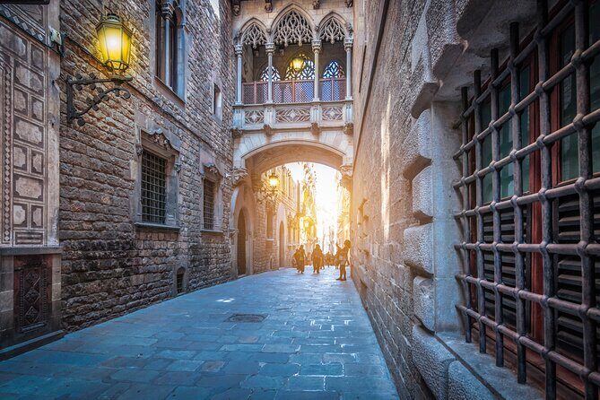 Walking Tour in Barcelona with Arabic Guide - Who Would Love This Tour?