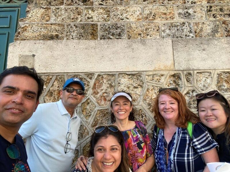 Walking Tour in Paris Montmartre with Tastings and Stories - Overview of the Experience