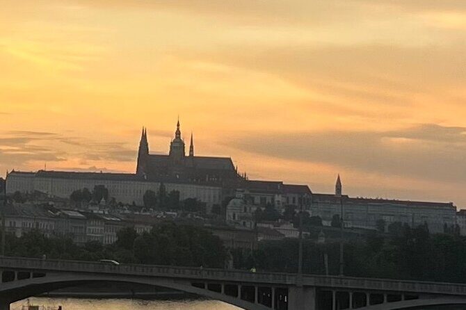 Walking Tour in Prague Castle complex by Czechoslovak Local - Exploring the Itinerary: What You’ll Experience