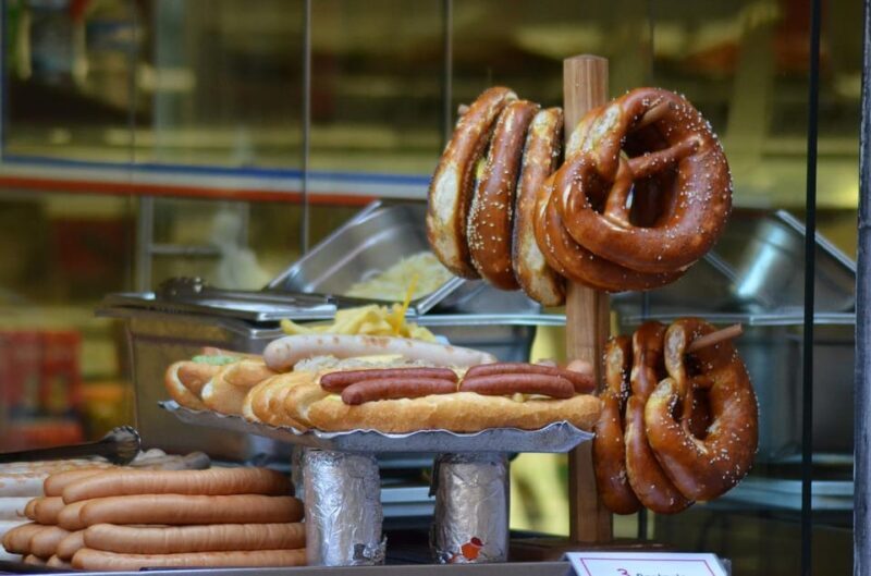 Walking Tour in Strasbourg with Tastings and Stories - The Value of a Guided Street-Level Experience
