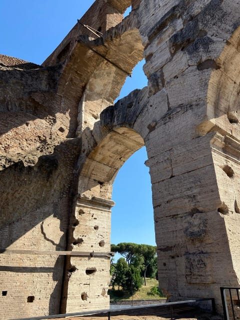Walking tour in the center of Rome with an architect - Key Points