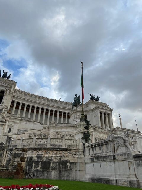 Walking tour in the center of Rome with an architect - Value and Pricing Analysis