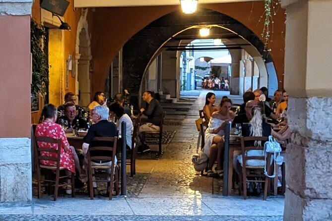 Walking Tour in Verona: 9+ Landmarks with Live Guide - FAQs