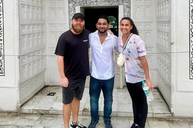 Walking Tour of Kolkata Heritage and Food - Key Points