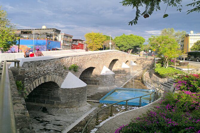 Walking tour of legends and Poblano cuisine - Details that matter