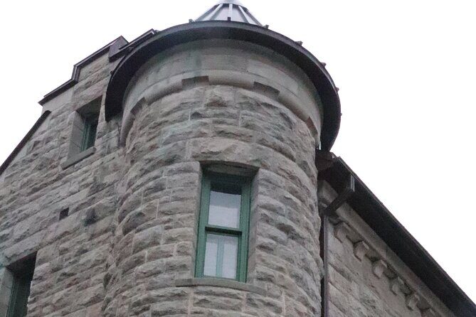 Walking tour of Old Lévis, Quebec with tasting - A Glimpse Inside the Museum of Alphonse Desjardins