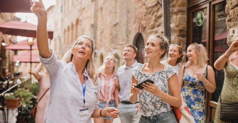Walking Tour of Santa Fes Most Beautiful and Historic Sites - The Sum Up