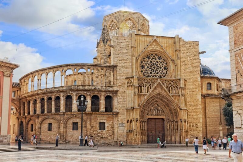 Walking Tour through Valencia's Historic Centre - FAQs