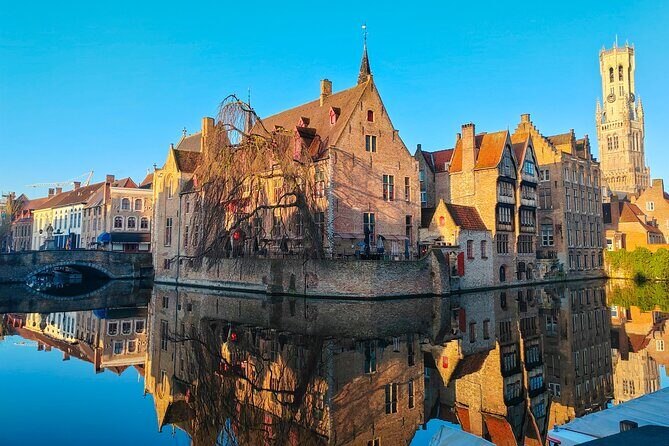 Walking Tour with Hot Chocolate and Chocolate Tasting - Exploring Bruges Beyond the Sweets