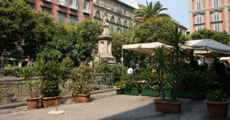 Walking Tour with Underground Naples - A Deep Dive into the Experience