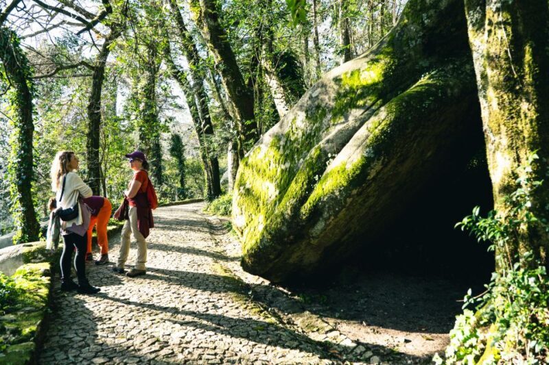 Walking tour:Pena Palace, Moorish Castle,Quinta da Regaleira - Key Points