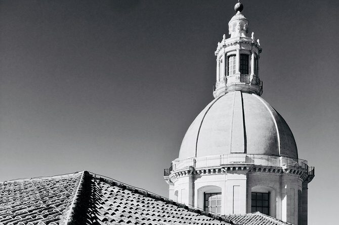 WalkingTour CATANIA - discovering the city of lava with a licensed guide - The Sum Up
