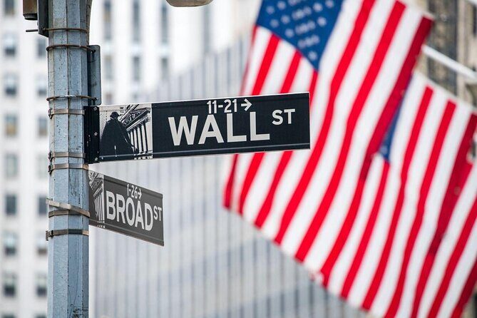 Wall Street and Financial District Private Walking Tour - What You’ll Experience