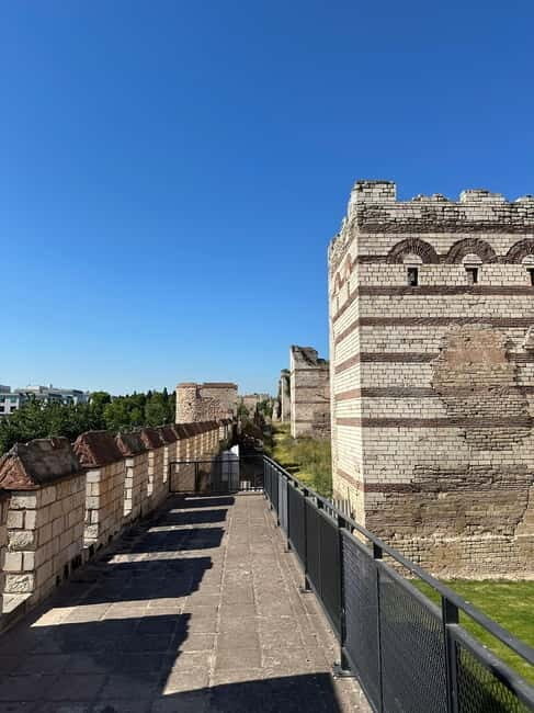 Walls of Contantinople and Byzantine Palace Tour - The Experience of the Tour: What Travelers Say