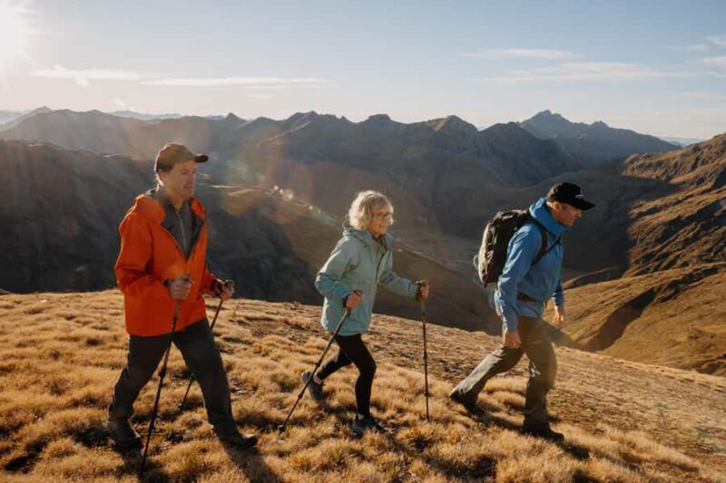 Wanaka: Black Peak Helicopter Hike with Alpine Hut Stay - FAQ