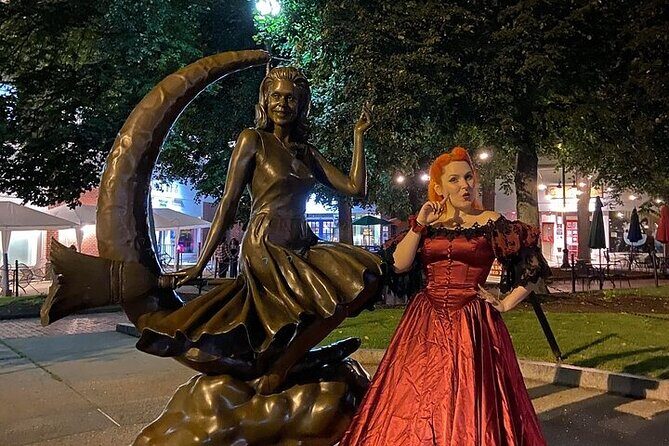 Wandering Witches - Exploring Salem Through the Eyes of a Witch