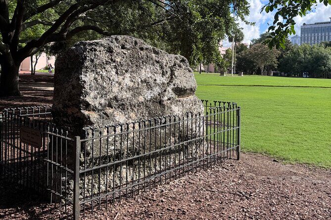 War Comes to Charleston: Historical Walking Tour - Starting Point: 46 Broad Street