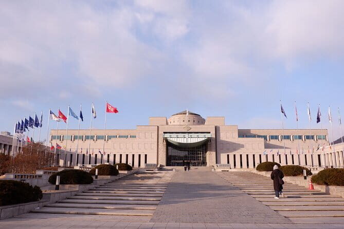 War Memorial, Jogyesa Temple & Tapgol Park Tour in Seoul - Exploring Seoul’s Heritage: What the Tour Offers