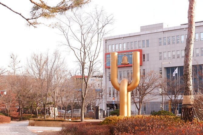 War Memorial, Jogyesa Temple & Tapgol Park Tour in Seoul - Who Should Consider This Tour?