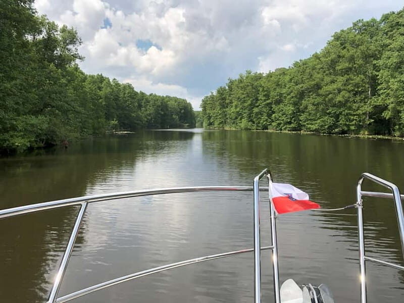 Waren (Müritz): Fun Cruise motor yacht with skipper - 8 hours - Waren (Müritz): Fun Cruise Motor Yacht with Skipper – 8 Hours