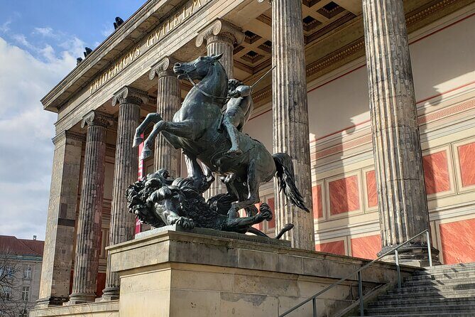 Warnemünde Shore Excursion: Private Highlights Tour of Berlin with Minivan - FAQ