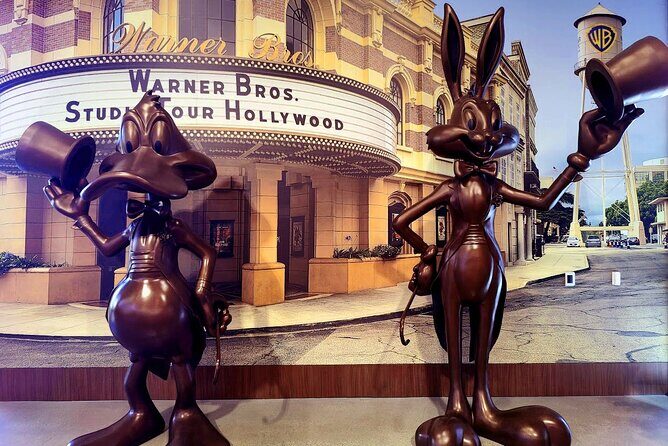 Warner Brothers Studio VIP Tour and Hollywood Highlights - An In-Depth Review of the Warner Brothers Studio VIP Tour and Hollywood Highlights