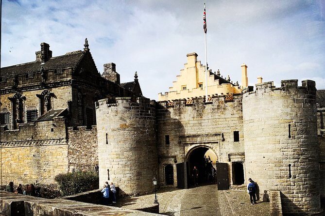 Warriors & Wilderness: Braveheart & Stirlingshire Day Trip - The Experience of Traveling Private in Style