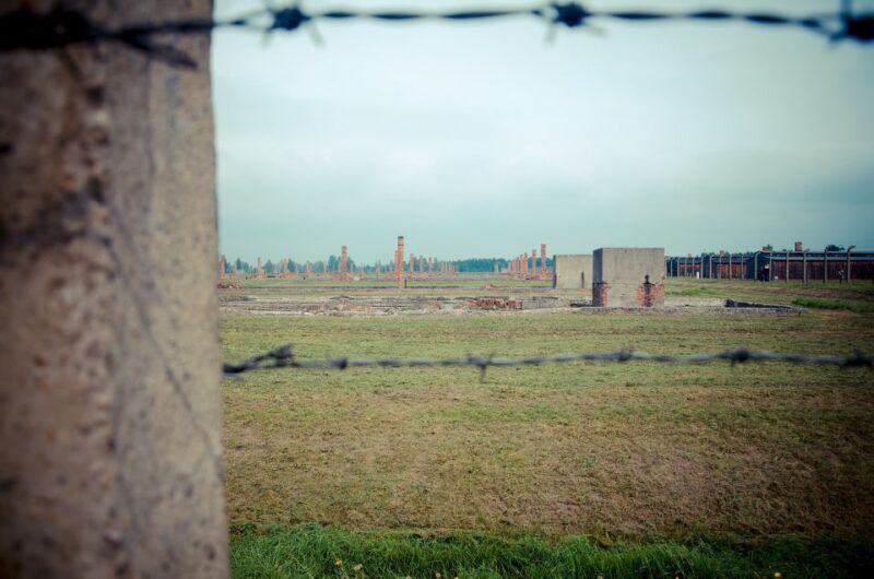 Warsaw: 12-Hour Guided Private Tour to Majdanek and Lublin - FAQ