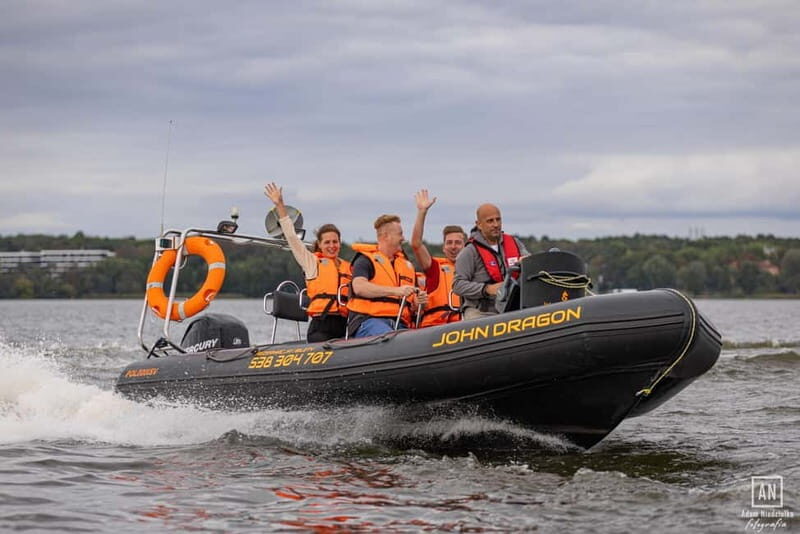 Warsaw: Adrenaline Ride on the Vistula River (Wisa) - An In-Depth Look at the Speedboat Tour Experience