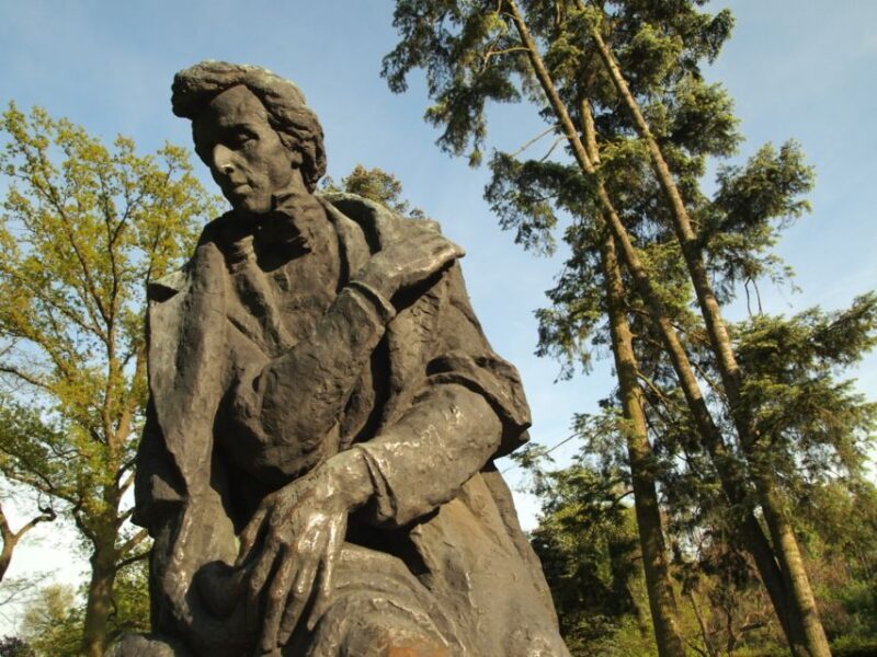 Warsaw and Zelazowa Wola: Frédéric Chopin Private Tour - Who Is This Tour Best Suited For?