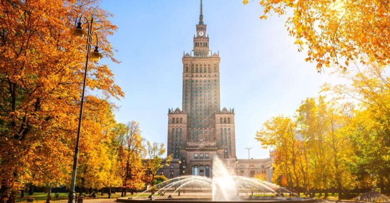 Warsaw: Capture the most Photogenic Spots with a Local - A Well-Balanced Tour for Visual and Cultural Discovery