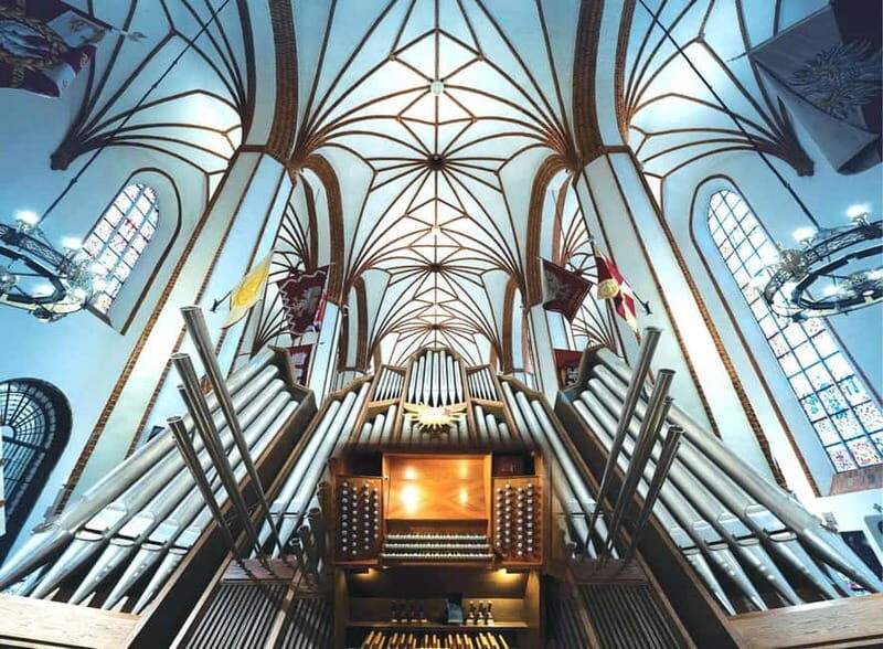 Warsaw: Cathedral Organ Concerts and tour of the crypts - The Sum Up