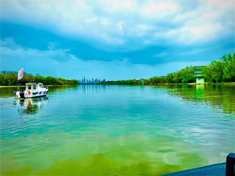 Warsaw: Explore the Vistula on Its Longest Speedboat Route - An Overview of the Speedboat Experience in Warsaw