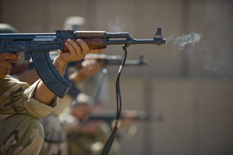 Warsaw: Extreme Shooting Range Experience with Transfers - Key Points