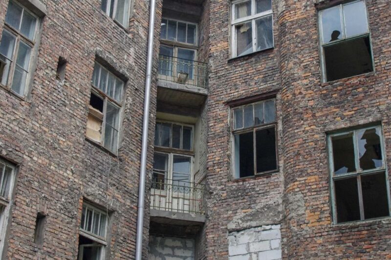 Warsaw: Ghetto, Jewish Cemetery & POLIN Museum Private Tour - The Flow and Pacing