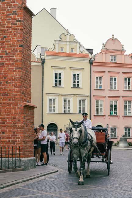 Warsaw: Guided Walking Tour with a Private Chopin Concert - Key Points