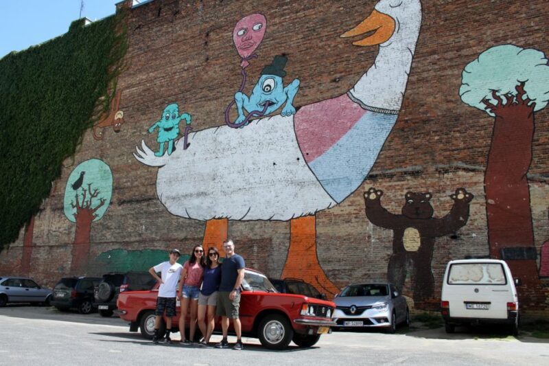 Warsaw: Historic Private Tour in Retro Fiat - FAQ