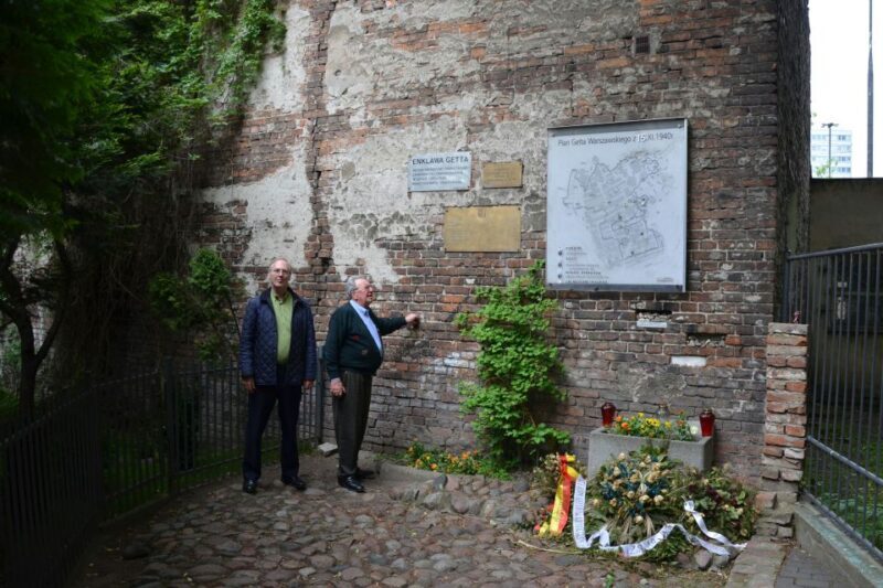 Warsaw Jewish Heritage Private Tour in Retro Fiat - A Closer Look at the Experience: What You Can Expect