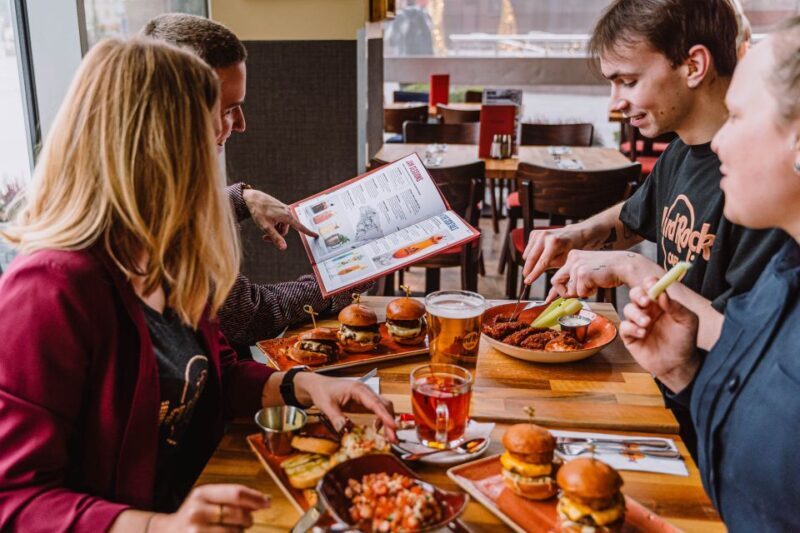 Warsaw: Lunch or dinner at Hard Rock Cafe with Skip-the-Line - FAQ