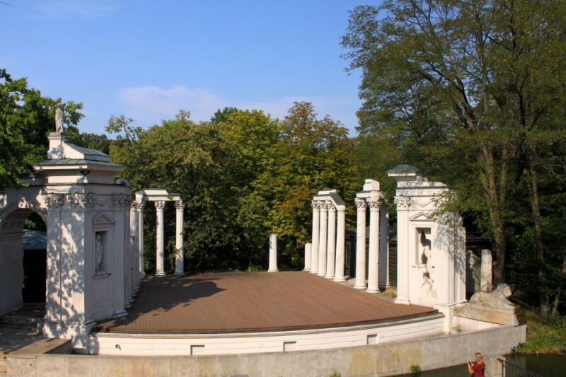 Warsaw Must-Sees: 4-Hour Private Tour by Retro Fiat - The Retro Vehicle and Its Charm