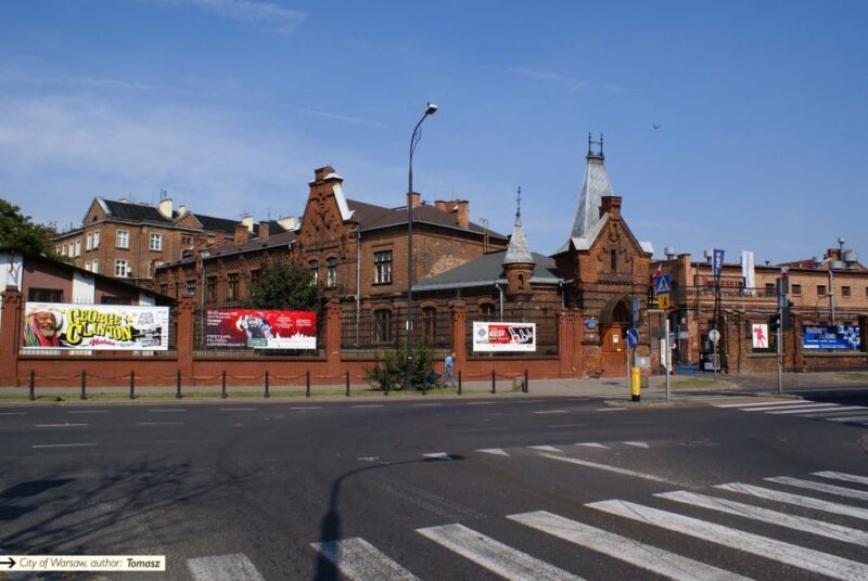 Warsaw: Praga District Tour with Vodka Museum and Tasting - The Vodka Experience: A Tasting of Poland’s Spirit