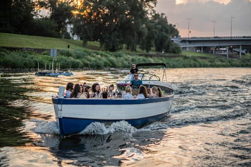 Warsaw: Private Cruise on a wooden boat - max. 12 pax - Discover Warsaw from the Water: A Private Wooden Boat Cruise